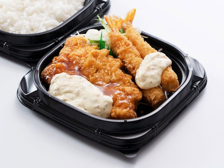 サクサク鶏むね肉のチキン南蛮とエビフライ弁当 定食屋 宮本むなし